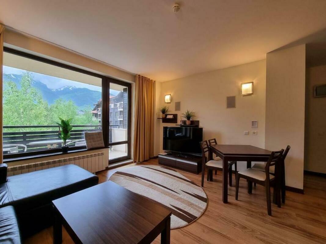 Отель VIP 3ROOMS APARTMENT IN 4* TERRA COMPLEX RAZLOG Privat Properties ...